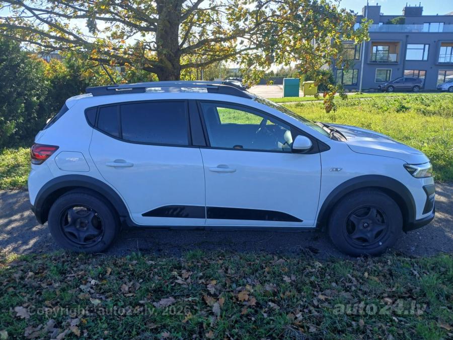 Balts Dacia Sandero 2023 Tallina, ar dzinēja tilpumu 1.00 L un nobraukumu 91 tūkst. km par 8999 €, foto 6 vietnē AUTOMOTO.COM.LV