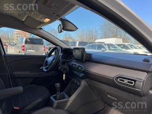 Balts Dacia Sandero 2024 Rīga, ar dzinēja tilpumu 1.00 L un nobraukumu 16 tūkst. km par 12450 €, foto 7 vietnē AUTOMOTO.COM.LV
