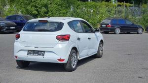 White Dacia Sandero 2024 in Vilnius, with an engine capacity of 1.00 L and mileage of 27 thousand km for 8000 €, photo 11 on AUTOMOTO.COM.LV