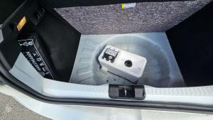 White Dacia Sandero 2024 in Vilnius, with an engine capacity of 1.00 L and mileage of 27 thousand km for 8000 €, photo 18 on AUTOMOTO.COM.LV