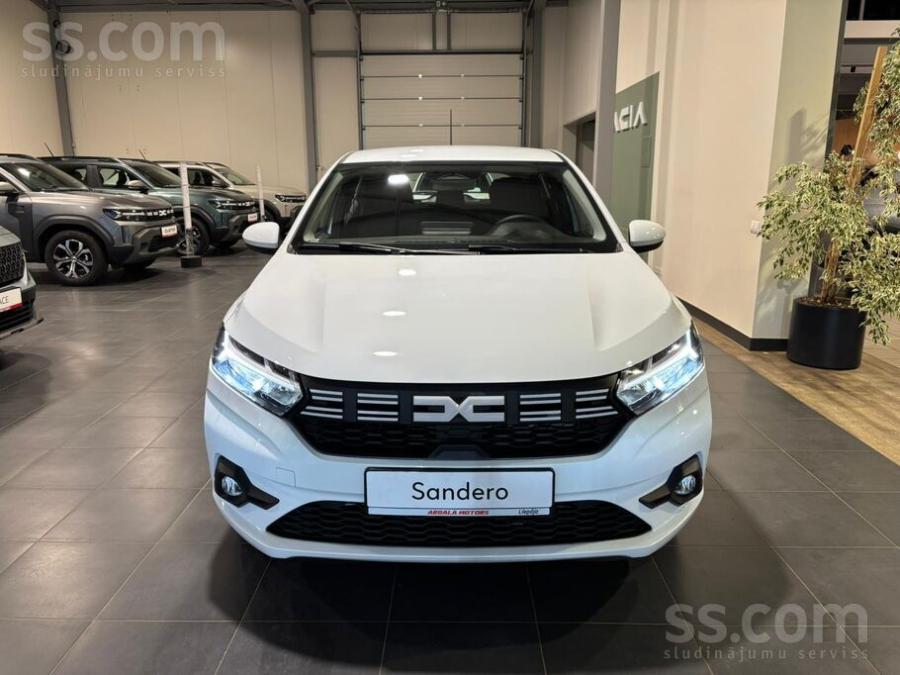 White Dacia Sandero 2025 in Liepaja, with an engine capacity of 1.00 L and mileage of 12 thousand km for 14840 €, photo 9 on AUTOMOTO.COM.LV