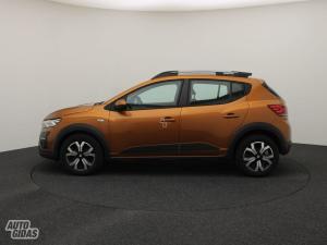 Dzeltens Dacia Sandero 2022 Viļņa, ar dzinēja tilpumu 1.00 L un nobraukumu 49 tūkst. km par 12299 €, foto 6 vietnē AUTOMOTO.COM.LV