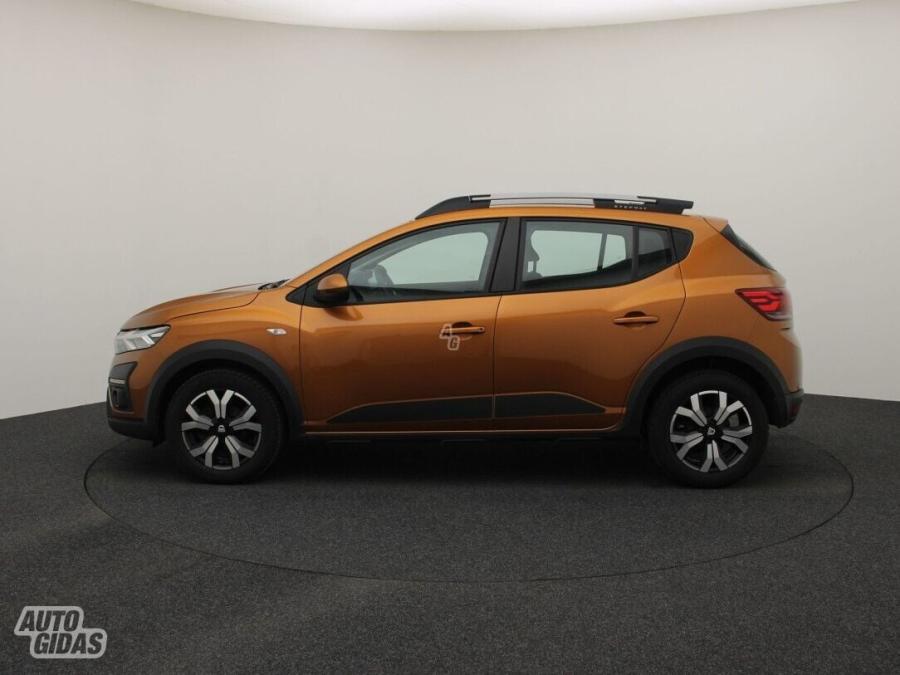 Dzeltens Dacia Sandero 2022 Viļņa, ar dzinēja tilpumu 1.00 L un nobraukumu 49 tūkst. km par 12299 €, foto 6 vietnē AUTOMOTO.COM.LV