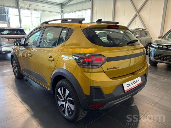 Yellow Dacia Sandero 2026 in Liepaja, with an engine capacity of 1.20 L and mileage of 0 thousand km for 19940 €, photo 8 on AUTOMOTO.COM.LV