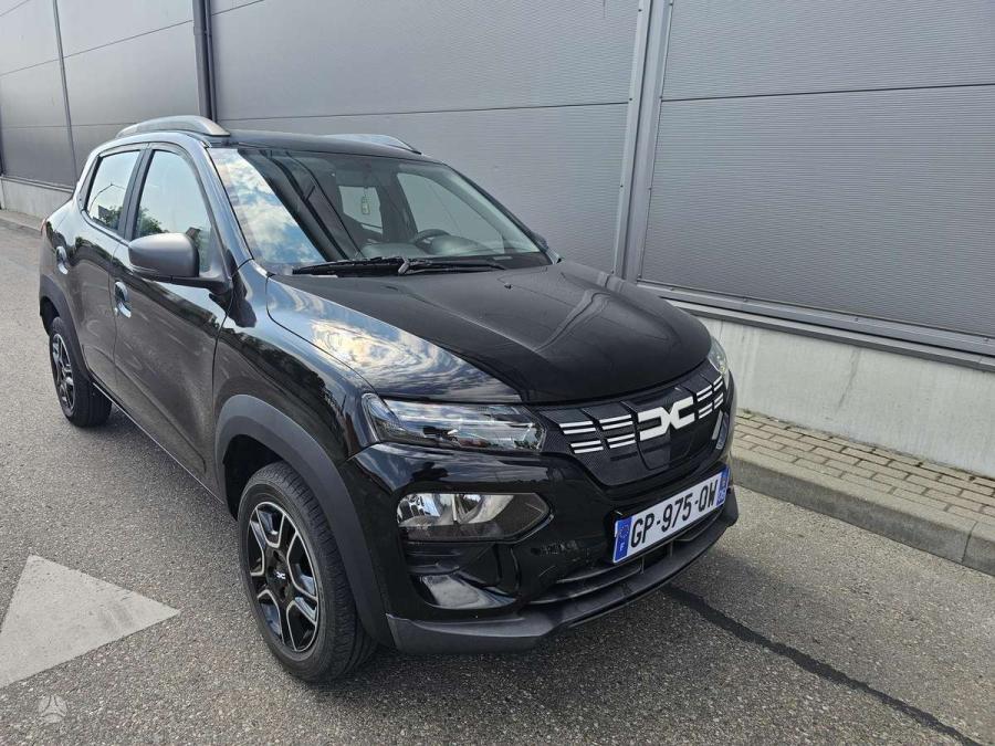 Black Dacia Spring 2023 in Kaunas, with an engine capacity of 0.00 L and mileage of 73 thousand km for 8500 €, photo 1 on AUTOMOTO.COM.LV
