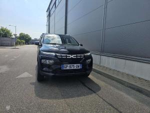 Black Dacia Spring 2023 in Kaunas, with an engine capacity of 0.00 L and mileage of 73 thousand km for 8500 €, photo 5 on AUTOMOTO.COM.LV