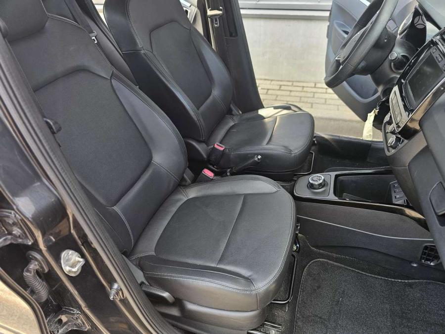 Black Dacia Spring 2023 in Kaunas, with an engine capacity of 0.00 L and mileage of 73 thousand km for 8500 €, photo 22 on AUTOMOTO.COM.LV