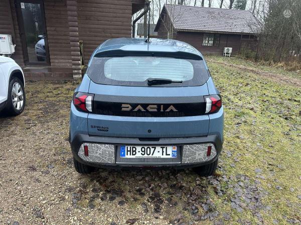Zils Dacia Spring 2025 Viļņa, ar dzinēja tilpumu 0.00 L un nobraukumu 2 tūkst. km par 8900 €, foto 8 vietnē AUTOMOTO.COM.LV