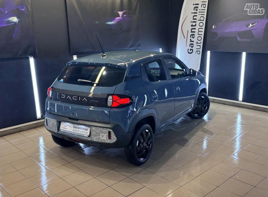 Blue Dacia Spring 2025 in Avizieniai, with an engine capacity of 0.00 L and mileage of 12 thousand km for 14500 €, photo 3 on AUTOMOTO.COM.LV