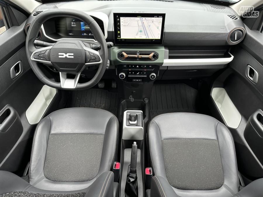 Blue Dacia Spring 2025 in Avizieniai, with an engine capacity of 0.00 L and mileage of 12 thousand km for 14500 €, photo 6 on AUTOMOTO.COM.LV