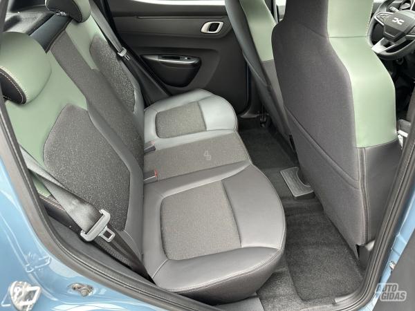 Blue Dacia Spring 2025 in Avizieniai, with an engine capacity of 0.00 L and mileage of 12 thousand km for 14400 €, photo 7 on AUTOMOTO.COM.LV
