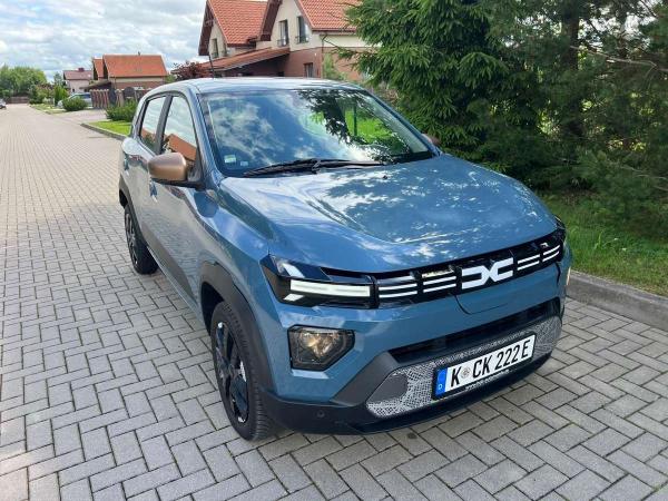 Blue Dacia Spring 2025 in Klaipeda, with an engine capacity of 0.00 L and mileage of 16 thousand km for 9499 €, photo 2 on AUTOMOTO.COM.LV