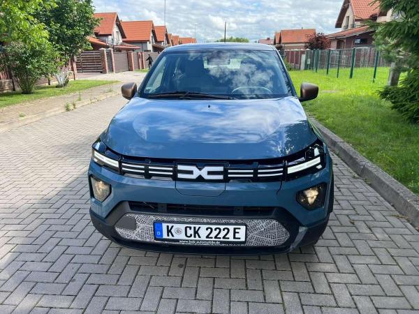 Blue Dacia Spring 2025 in Klaipeda, with an engine capacity of 0.00 L and mileage of 16 thousand km for 9499 €, photo 3 on AUTOMOTO.COM.LV