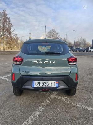 Green Dacia Spring 2023 in Kaunas, with an engine capacity of 0.00 L and mileage of 7 thousand km for 9750 €, photo 3 on AUTOMOTO.COM.LV