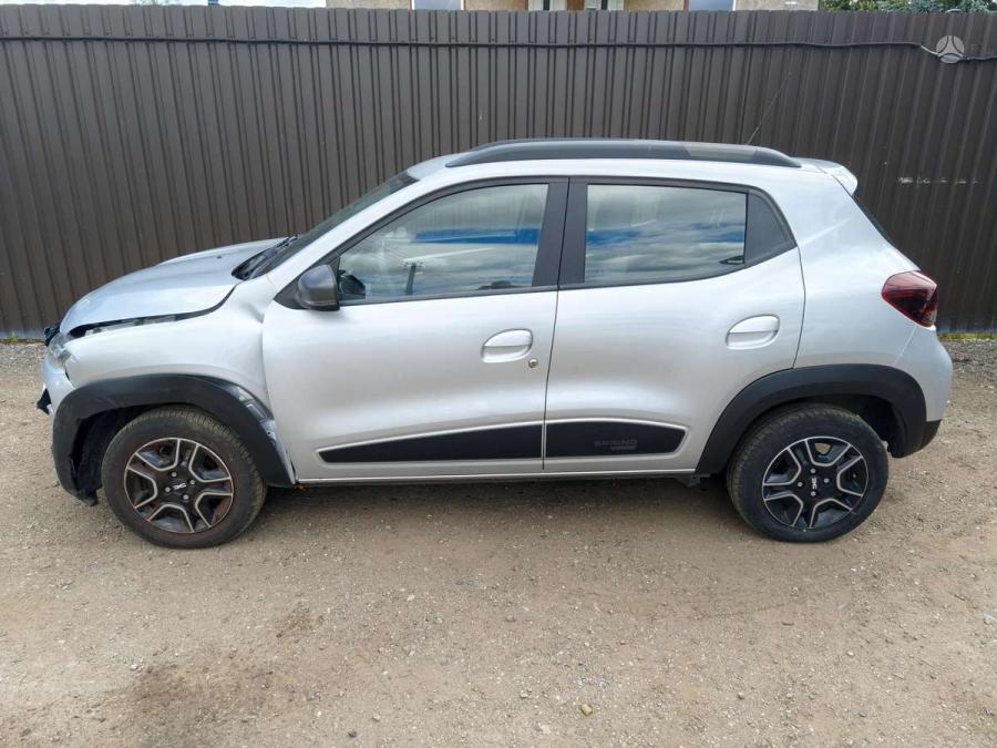 Grey Dacia Spring 2023 in Kaunas, with an engine capacity of 0.00 L and mileage of 30 thousand km for 5700 €, photo 6 on AUTOMOTO.COM.LV