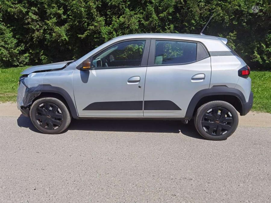 Grey Dacia Spring 2024 in Kaunas, with an engine capacity of 0.00 L and mileage of 6 thousand km for 6900 €, photo 12 on AUTOMOTO.COM.LV