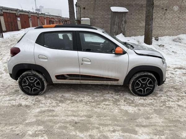 Grey Dacia Spring 2021 in Kaunas, with an engine capacity of 0.00 L and mileage of 74 thousand km for 3200 €, photo 4 on AUTOMOTO.COM.LV
