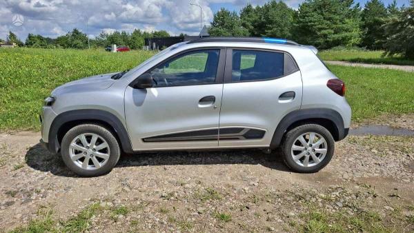 Pelēks Dacia Spring 2021 Elektrėnai, ar dzinēja tilpumu 0.00 L un nobraukumu 25 tūkst. km par 6200 €, foto 3 vietnē AUTOMOTO.COM.LV