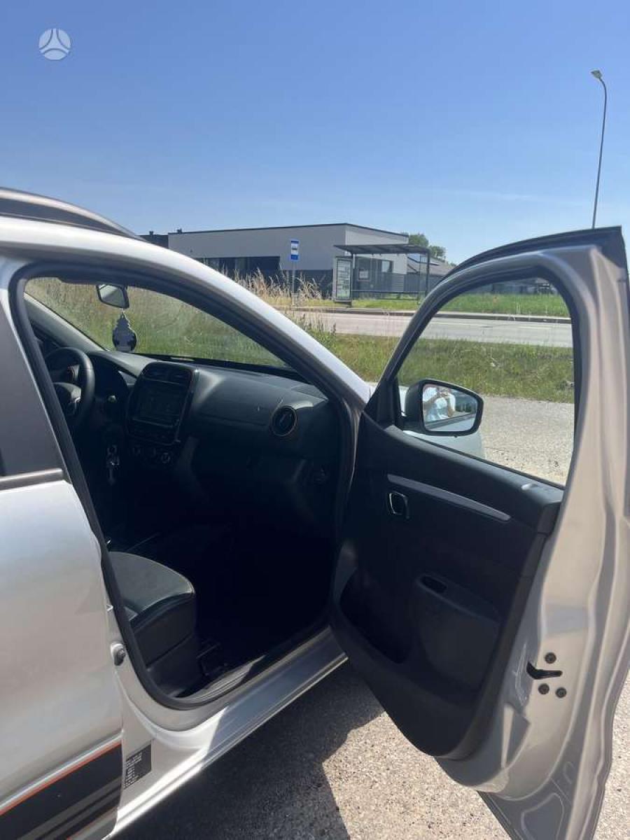 Grey Dacia Spring 2022 in Alytus, with an engine capacity of 0.00 L and mileage of 23 thousand km for 7450 €, photo 9 on AUTOMOTO.COM.LV