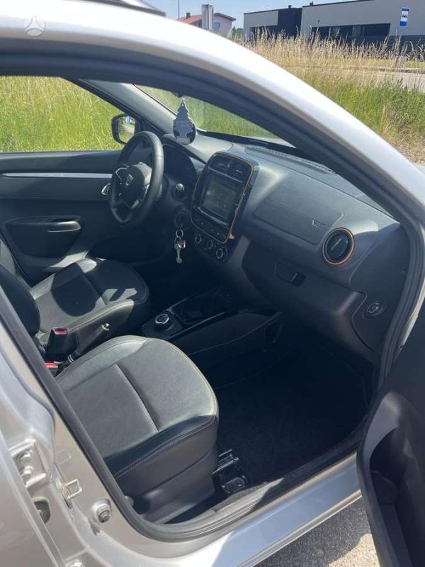 Grey Dacia Spring 2022 in Alytus, with an engine capacity of 0.00 L and mileage of 23 thousand km for 7450 €, photo 9 on AUTOMOTO.COM.LV