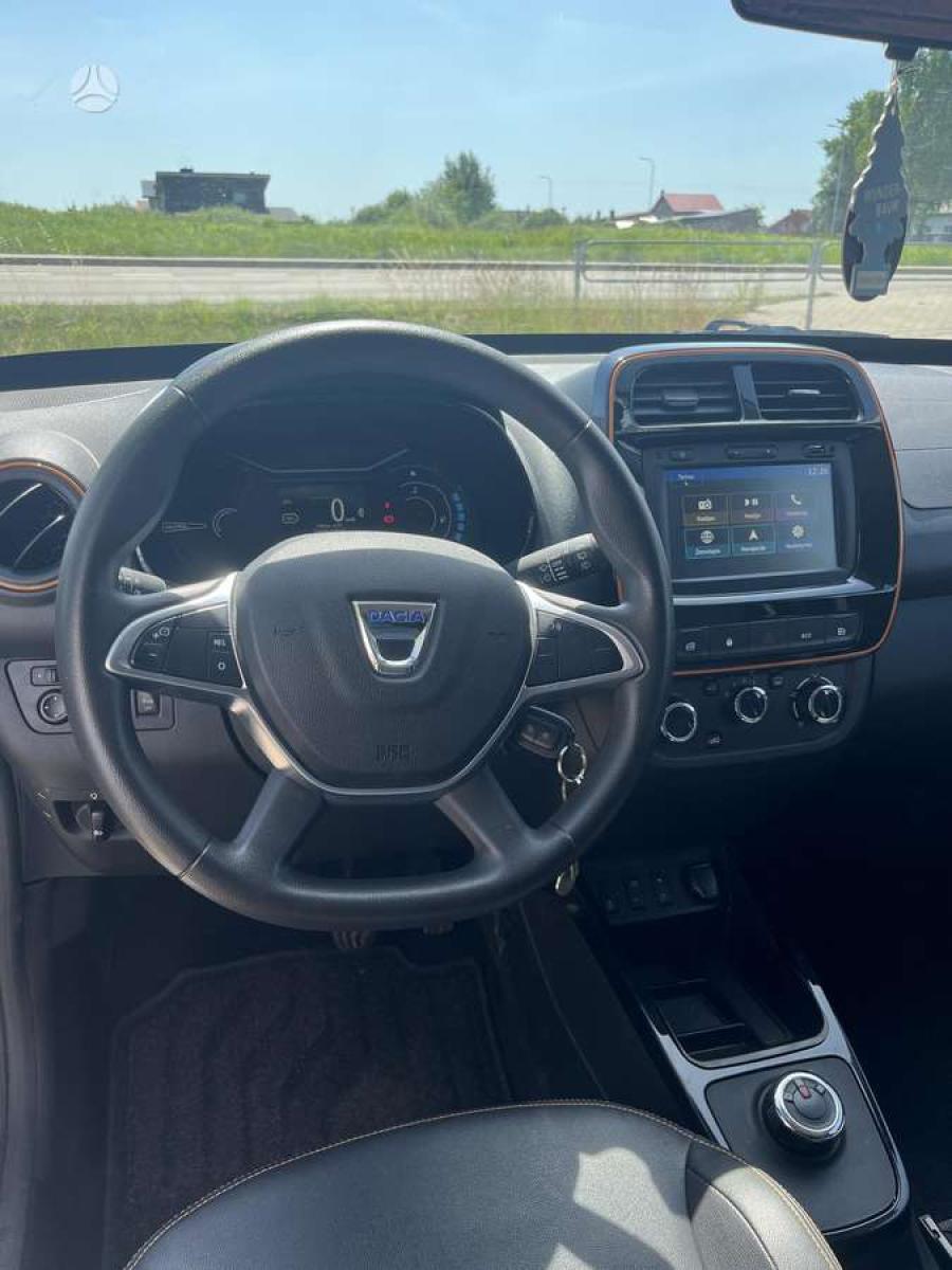 Grey Dacia Spring 2022 in Alytus, with an engine capacity of 0.00 L and mileage of 23 thousand km for 7450 €, photo 11 on AUTOMOTO.COM.LV