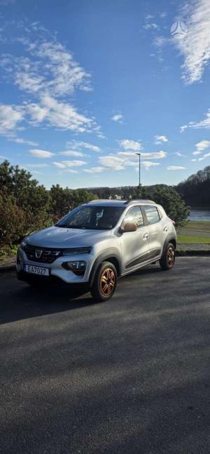 Pelēks Dacia Spring 2022 Kauņa, ar dzinēja tilpumu 0.00 L un nobraukumu 33 tūkst. km par 8990 €, foto  vietnē AUTOMOTO.COM.LV