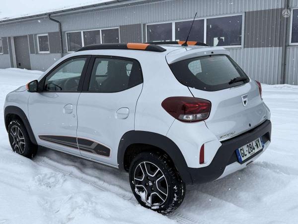 Pelēks Dacia Spring 2023 Kauņa, ar dzinēja tilpumu 0.00 L un nobraukumu 38 tūkst. km par 5300 €, foto 3 vietnē AUTOMOTO.COM.LV