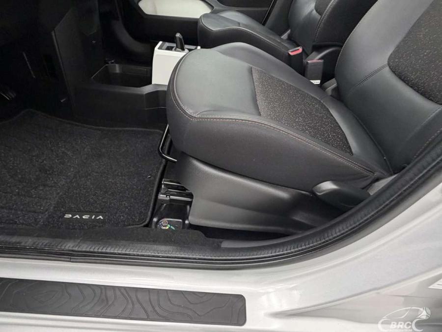 Grey Dacia Spring 2025 in Vilnius, with an engine capacity of 0.00 L and mileage of 1 thousand km for 13500 €, photo 23 on AUTOMOTO.COM.LV