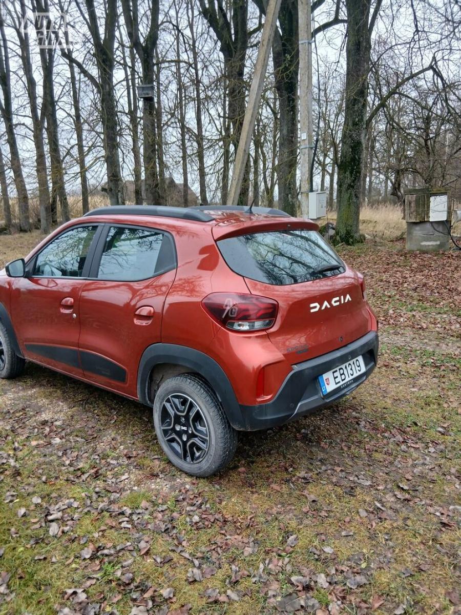 Red Dacia Spring 2024 in Panevezys, with an engine capacity of 0.00 L and mileage of 27 thousand km for 10500 €, photo 1 on AUTOMOTO.COM.LV