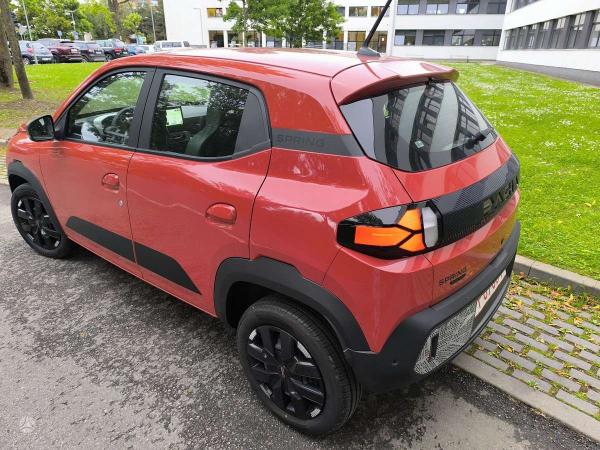 Red Dacia Spring 2025 in Kaunas, with an engine capacity of 0.00 L and mileage of 8 thousand km for 10000 €, photo 4 on AUTOMOTO.COM.LV