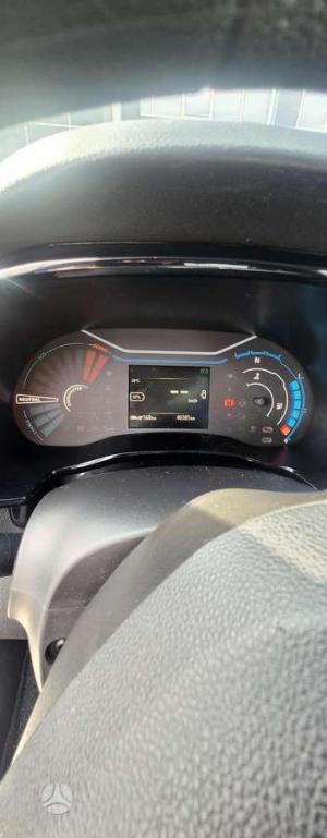 White Dacia Spring 2022 in Panevezys, with an engine capacity of 0.00 L and mileage of 41 thousand km for 8700 €, photo 13 on AUTOMOTO.COM.LV