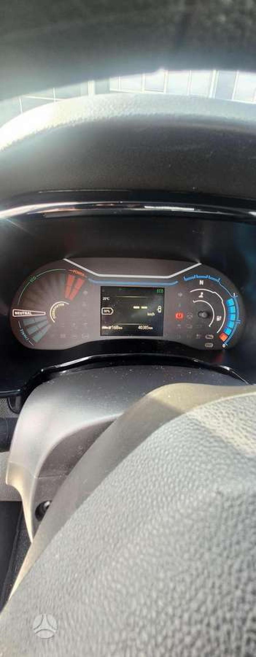 White Dacia Spring 2022 in Panevezys, with an engine capacity of 0.00 L and mileage of 41 thousand km for 8700 €, photo 13 on AUTOMOTO.COM.LV