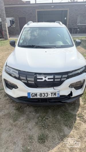 White Dacia Spring 2023 in Kaunas, with an engine capacity of 0.00 L and mileage of 15 thousand km for 5800 €, photo 8 on AUTOMOTO.COM.LV