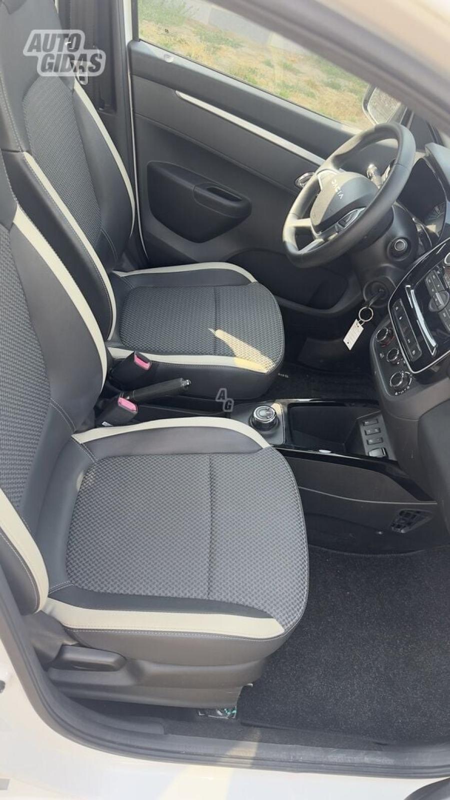 White Dacia Spring 2023 in Kaunas, with an engine capacity of 0.00 L and mileage of 15 thousand km for 5800 €, photo 17 on AUTOMOTO.COM.LV