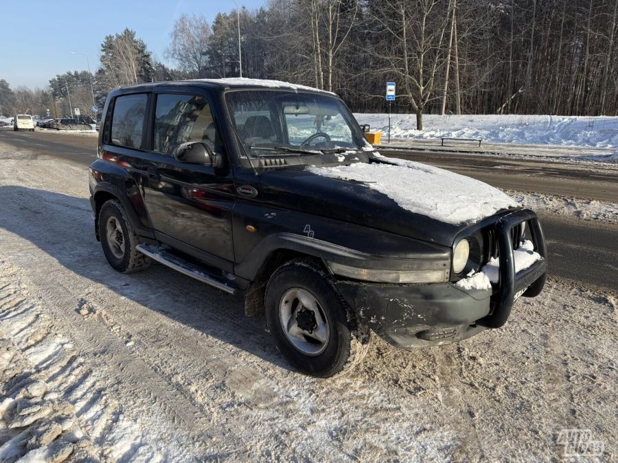 Daewoo Korando 2001 in Vilnius, with an engine capacity of 2.90 L and mileage of 220 thousand km for 1100 €, photo 2 on AUTOMOTO.COM.LV