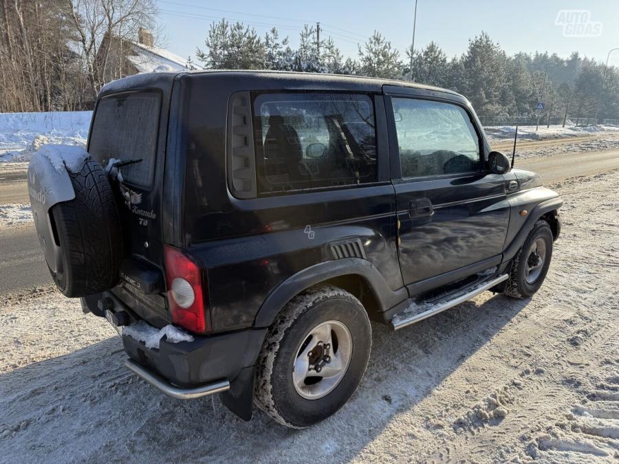 Daewoo Korando 2001 in Vilnius, with an engine capacity of 2.90 L and mileage of 230 thousand km for 1000 €, photo 3 on AUTOMOTO.COM.LV