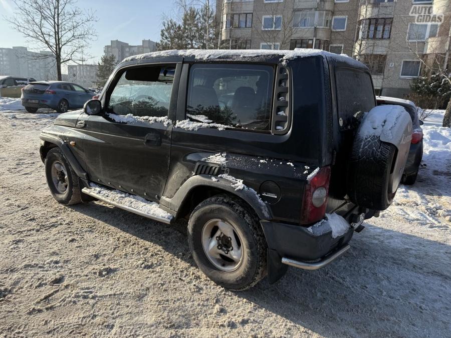 Daewoo Korando 2001 in Vilnius, with an engine capacity of 2.90 L and mileage of 230 thousand km for 1000 €, photo 4 on AUTOMOTO.COM.LV
