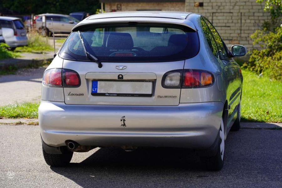 Grey Daewoo Lanos 2000 in Klaipeda, with an engine capacity of 1.35 L and mileage of 56 thousand km for 500 €, photo 1 on AUTOMOTO.COM.LV