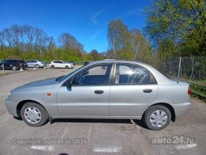 Grey Daewoo Lanos 2001 in Tallinn, with an engine capacity of 1.50 L and mileage of 79 thousand km for 500 €, photo 3 on AUTOMOTO.COM.LV