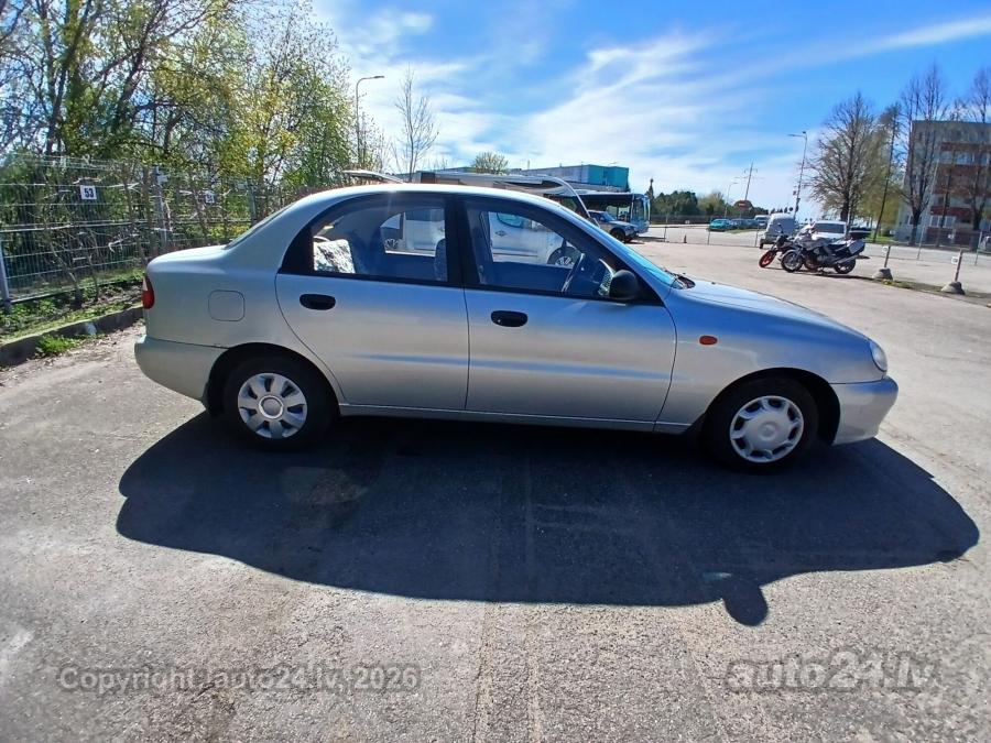 Grey Daewoo Lanos 2001 in Tallinn, with an engine capacity of 1.50 L and mileage of 79 thousand km for 500 €, photo 7 on AUTOMOTO.COM.LV