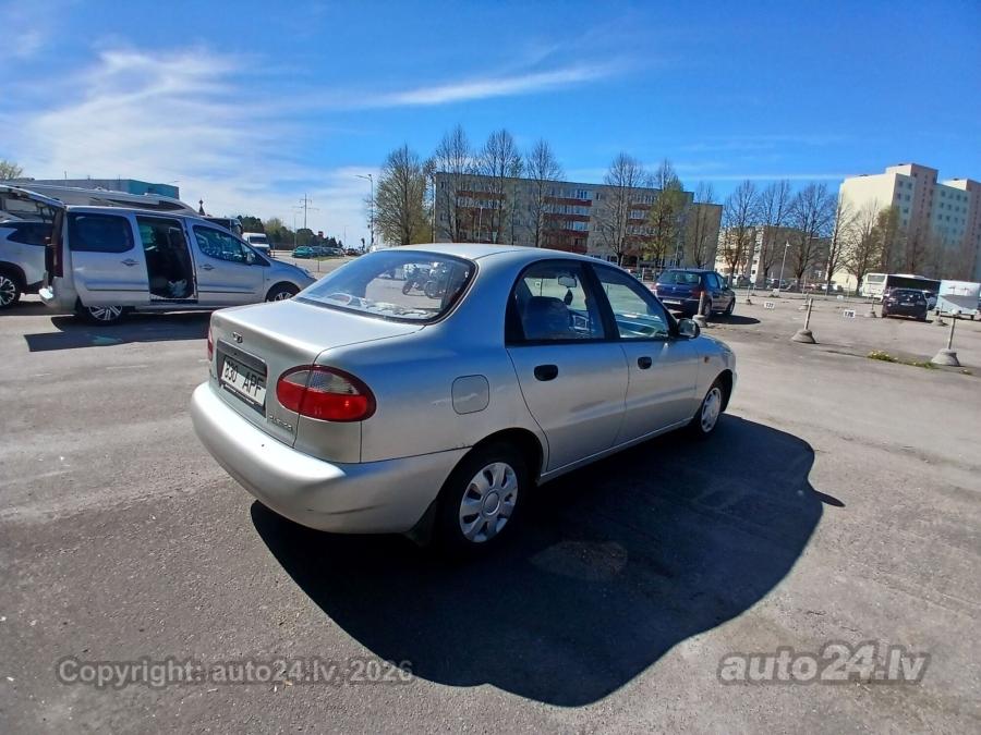 Grey Daewoo Lanos 2001 in Tallinn, with an engine capacity of 1.50 L and mileage of 79 thousand km for 500 €, photo 8 on AUTOMOTO.COM.LV