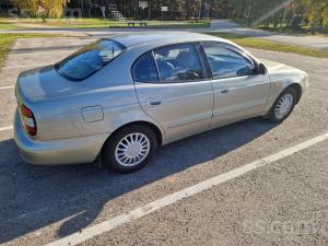 Grey Daewoo Leganza 1999 in Jekabpils, with an engine capacity of 2.00 L and mileage of 200 thousand km for 1900 €, photo 2 on AUTOMOTO.COM.LV