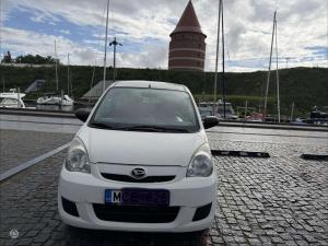Balts Daihatsu Cuore 2008 Klaipėda, ar dzinēja tilpumu 1.00 L un nobraukumu 233 tūkst. km par 880 €, foto  vietnē AUTOMOTO.COM.LV