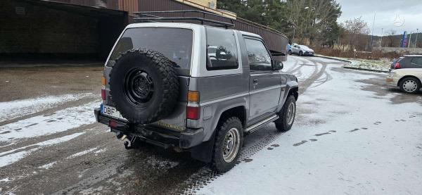 Pelēks Daihatsu Feroza 1991 Viļņa, ar dzinēja tilpumu 1.60 L un nobraukumu 193 tūkst. km par 1380 €, foto 4 vietnē AUTOMOTO.COM.LV