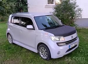 Zils Daihatsu Materia 2007 Valmiera, ar dzinēja tilpumu 1.50 L un nobraukumu 175 tūkst. km par 1300 €, foto  vietnē AUTOMOTO.COM.LV