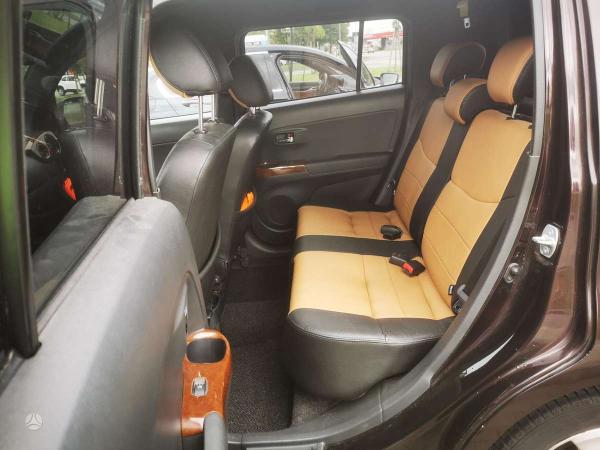 Дайхатсу Материя 2007 в Вильнюс на AUTOMOTO.COM.LV Красный Дайхатсу Материя 2007 в Вильнюс, объемом двигателя 1.50 л и пробегом 136 тыс. км за 3845 €, фото 6 на AUTOMOTO.COM.LV