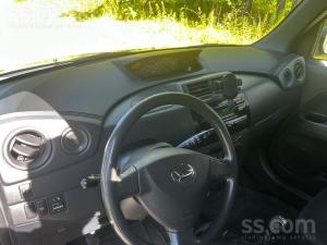 Violets Daihatsu Materia 2008 Cēsis, ar dzinēja tilpumu 1.50 L un nobraukumu 247 tūkst. km par 2500 €, foto 9 vietnē AUTOMOTO.COM.LV