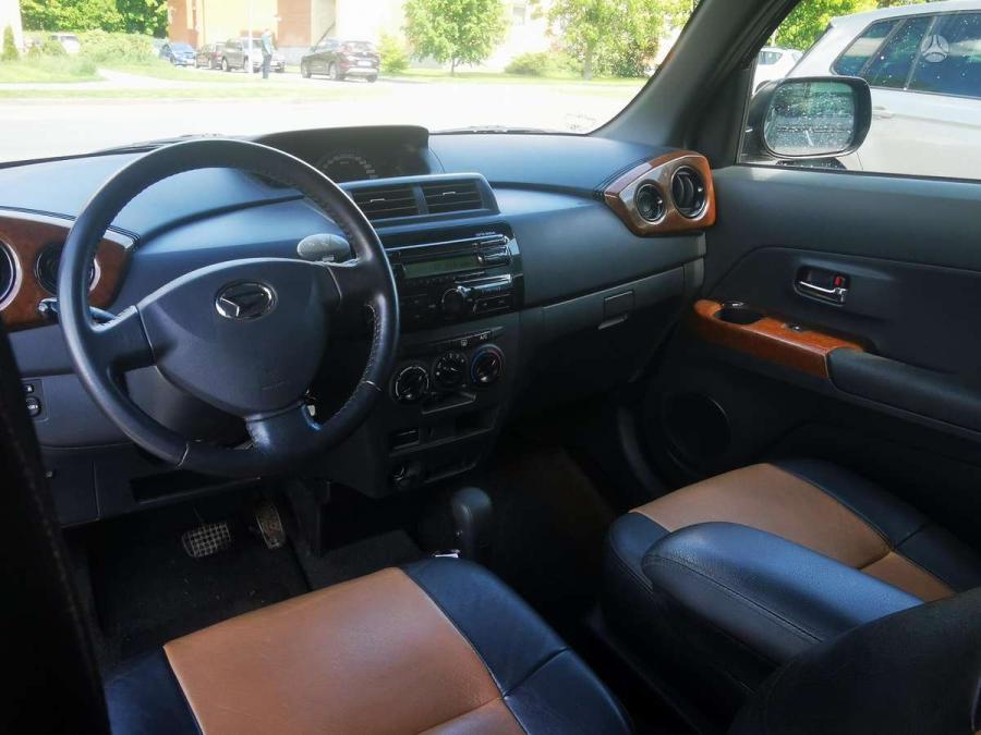Violets Daihatsu Materia 2007 Viļņa, ar dzinēja tilpumu 1.50 L un nobraukumu 137 tūkst. km par 3850 €, foto 3 vietnē AUTOMOTO.COM.LV