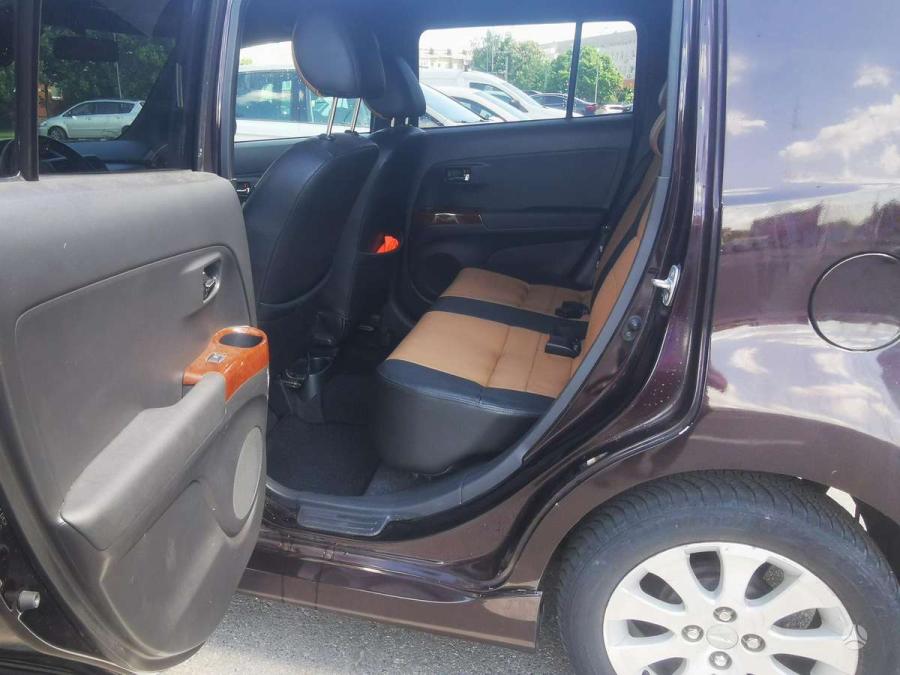 Violets Daihatsu Materia 2007 Viļņa, ar dzinēja tilpumu 1.50 L un nobraukumu 136 tūkst. km par 3850 €, foto 19 vietnē AUTOMOTO.COM.LV