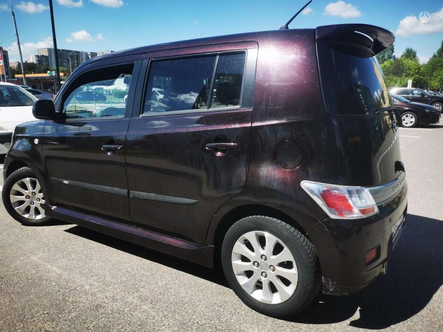 Violet Daihatsu Materia 2007 in Vilnius, with an engine capacity of 1.50 L and mileage of 136 thousand km for 3750 €, photo 14 on AUTOMOTO.COM.LV